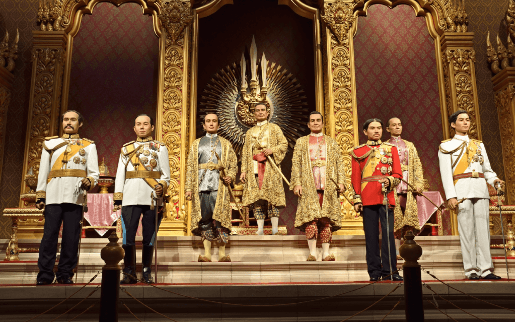 Unveiling the Majesty of Chakri Day: Thailand's Celebration of History and Monarchy - ThaiCyclopedia