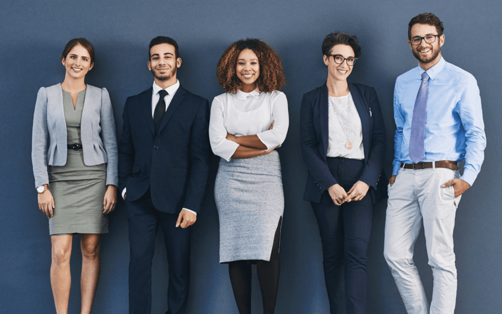 8 Essential Tips for Navigating Thai Business Etiquette - ThaiCyclopedia