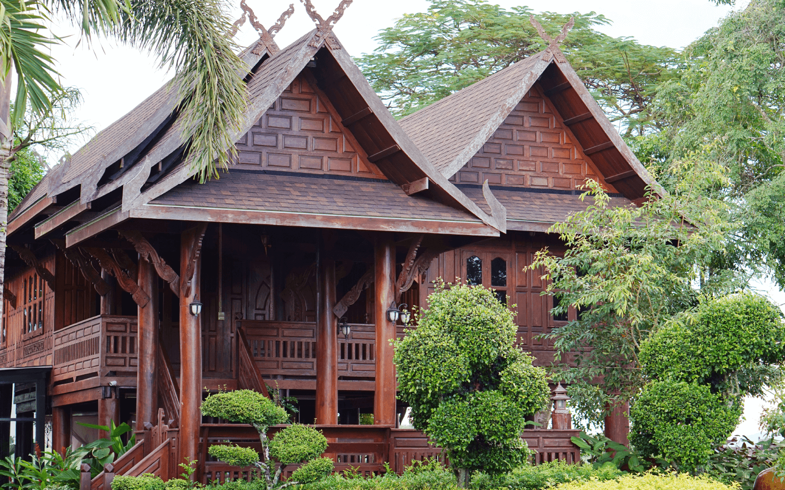 Thai Architecture: Beyond the Temples - ThaiCyclopedia