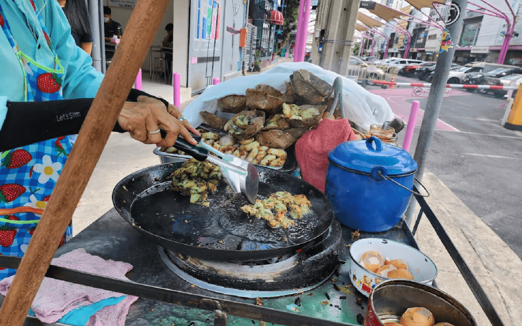 Flavours of Banthadthong: Discover Bangkok's Street Food Hotspot ...